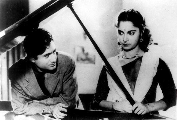 Happy birthday Dev Anand: Was the yesteryear star really banned from ...